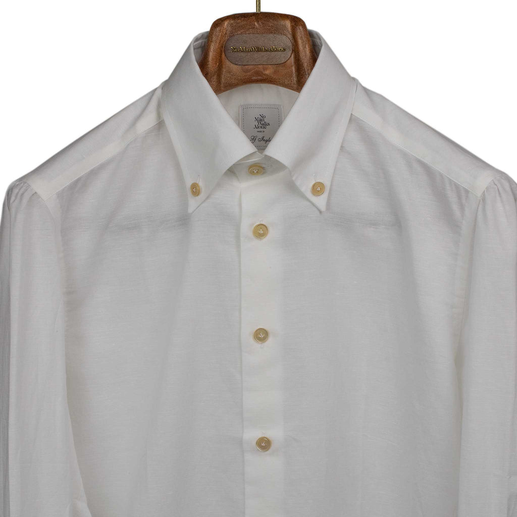 G. Inglese SS25 Buttoned collar shirt in white cotton linen – No Man ...
