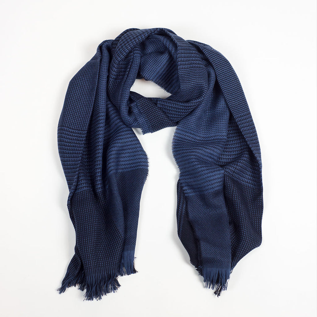 Large Kishorn cashmere stole, blue glenplaid check – No Man Walks Alone