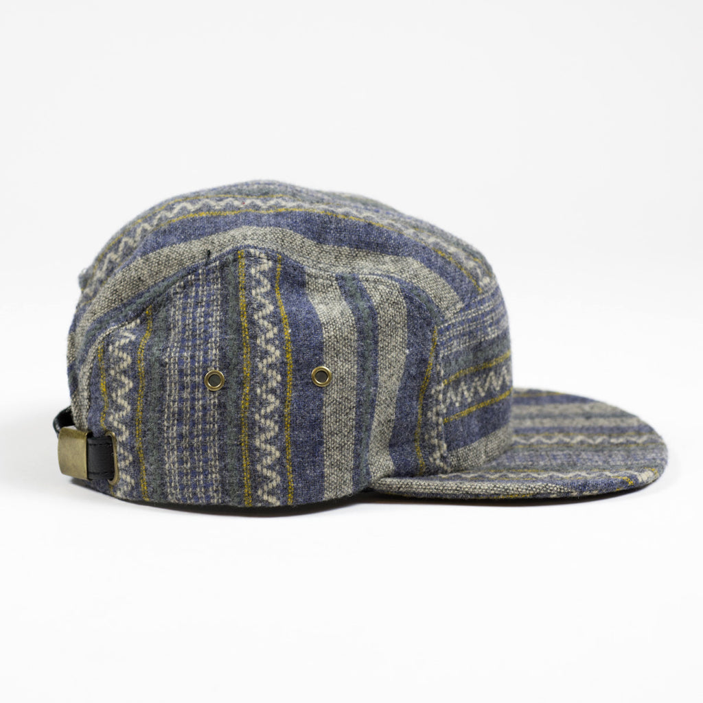 Five panel cap in blue geometric stripe wool – No Man Walks Alone