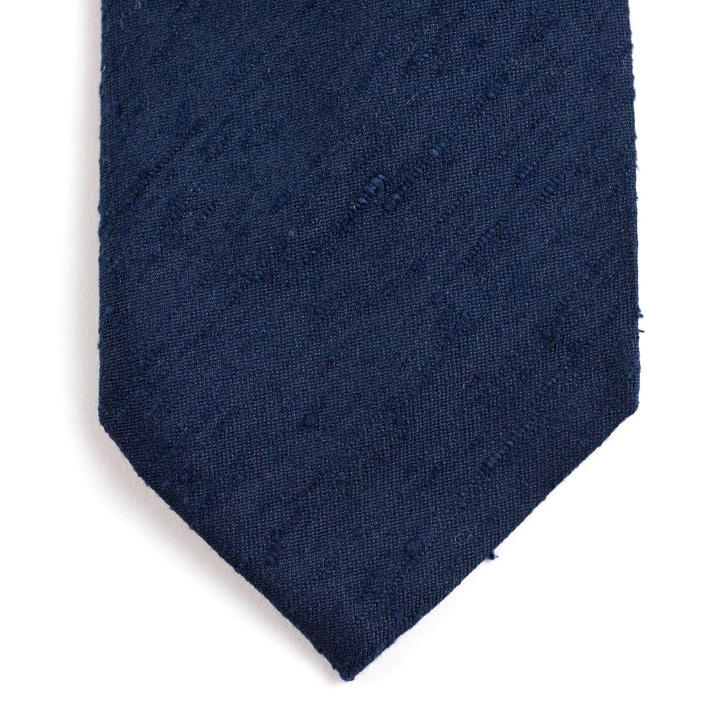 Untipped solid navy Shantung silk tie, handrolled edges – No Man Walks ...